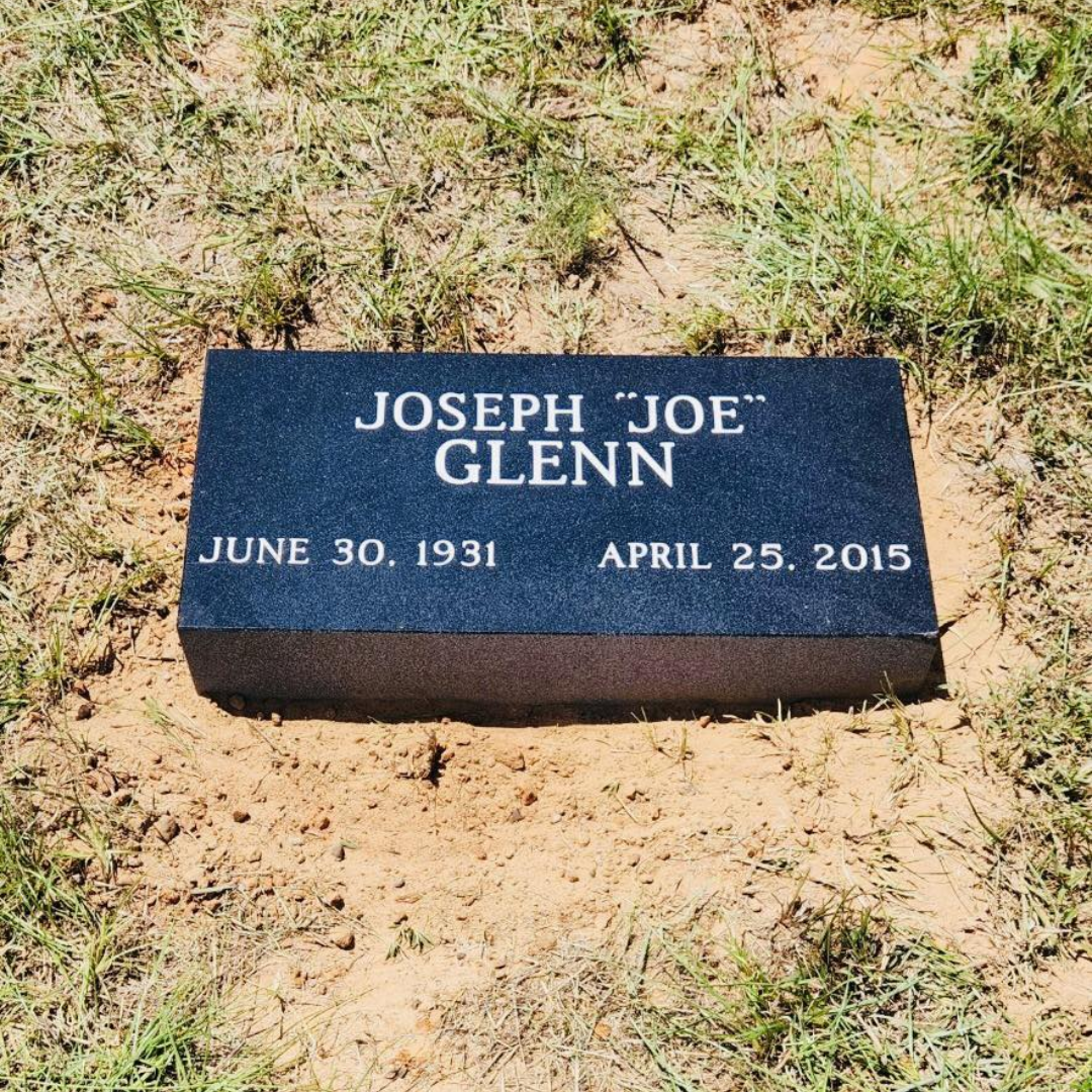 Types of Headstones and Grave Markers Explained